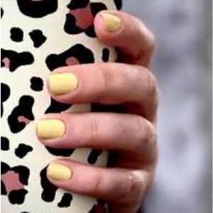 Color Street | Makeup | Belgian Buttercup Retired Color Street Yellow ...